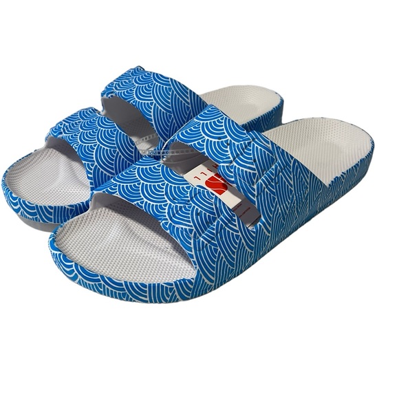 Freedom Moses | Shoes | Freedom Moses 89 Blue And White Slide Sandals ...